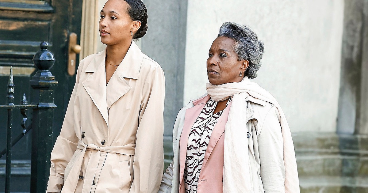 Nelli Cooman wil dochter behoeden voor eenzaamheid