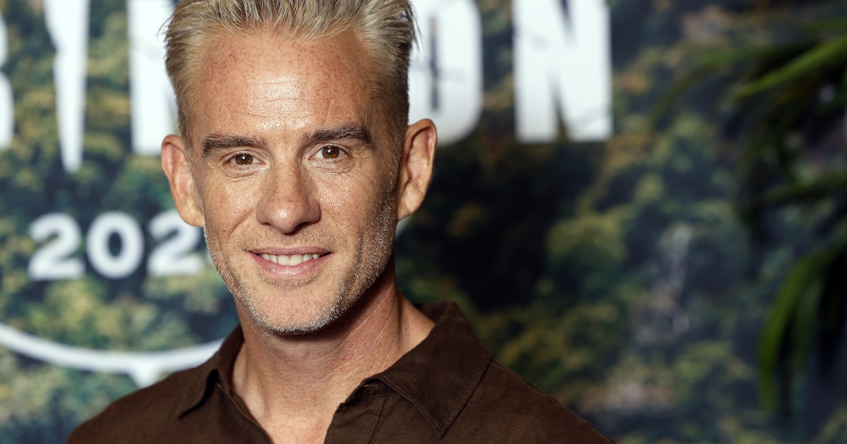 Art Rooijakkers viert 35 dagen stilte met Limburgse vlaai: ‘Mooie reden ...