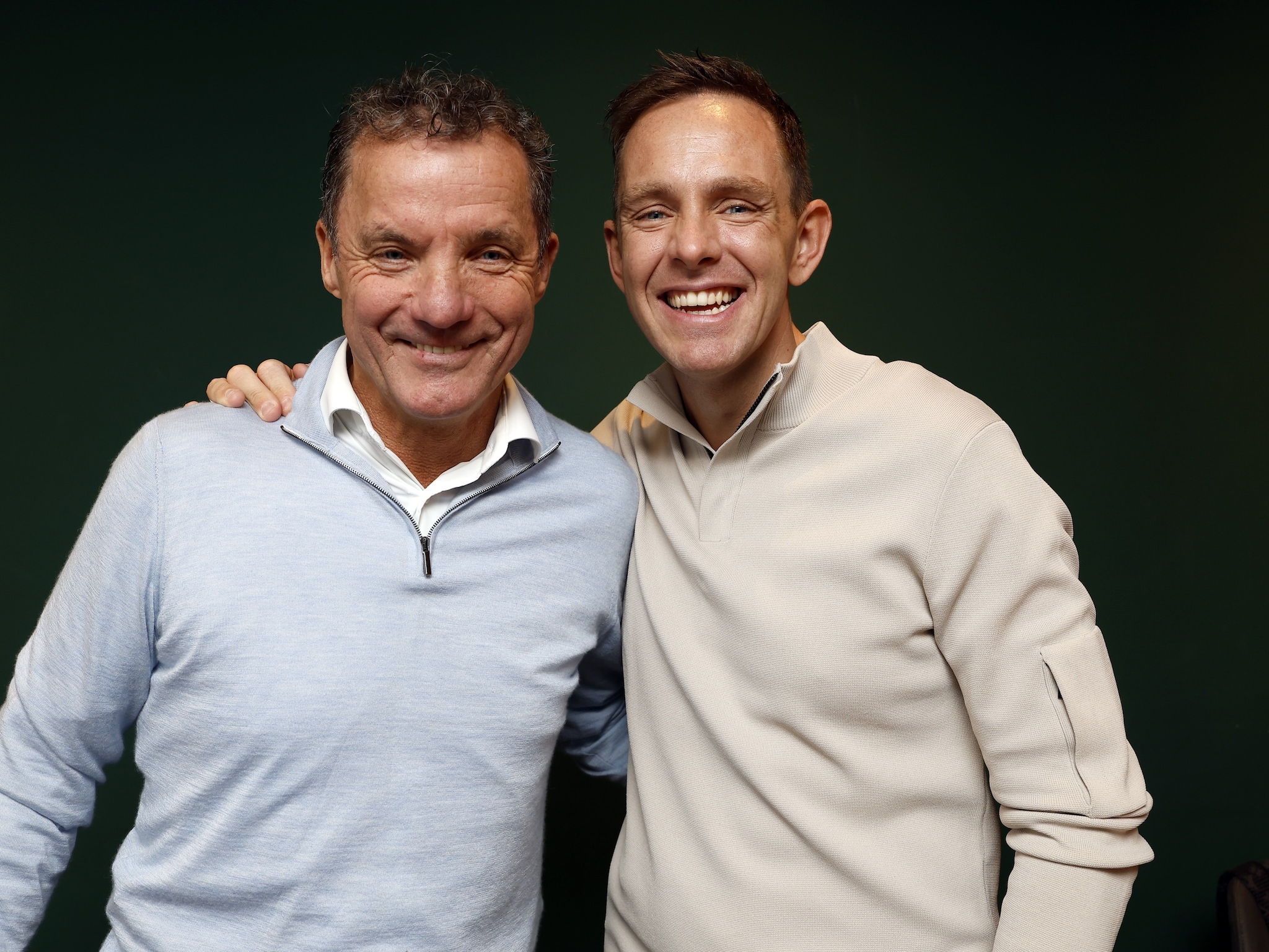 Emotioneel moment voor Frans Bauer en John de Bever