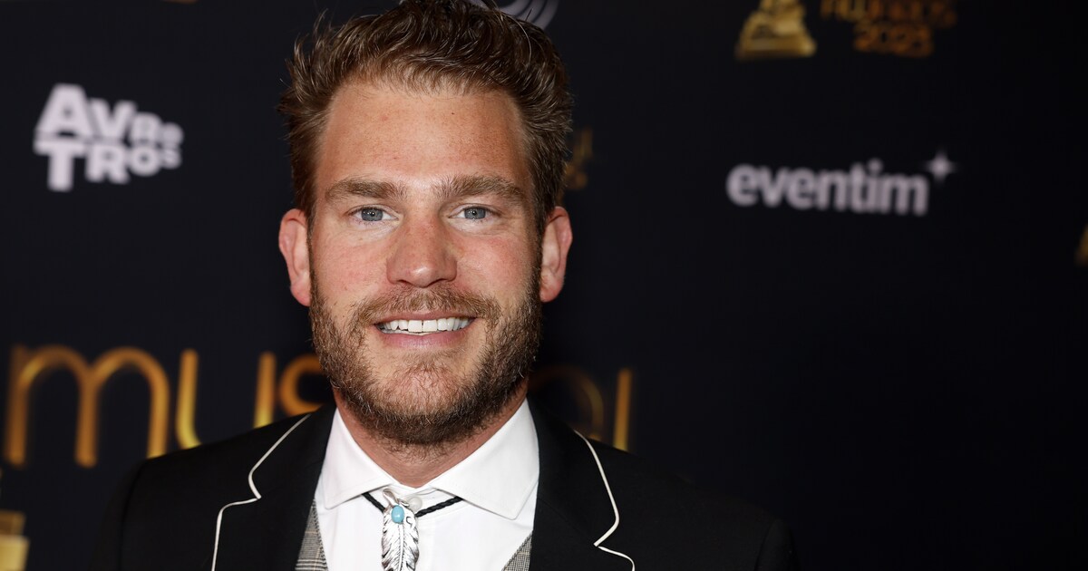 Tim Akkerman kreeg diagnose borderline: ‘Ik viel hem eens aan met een mes’