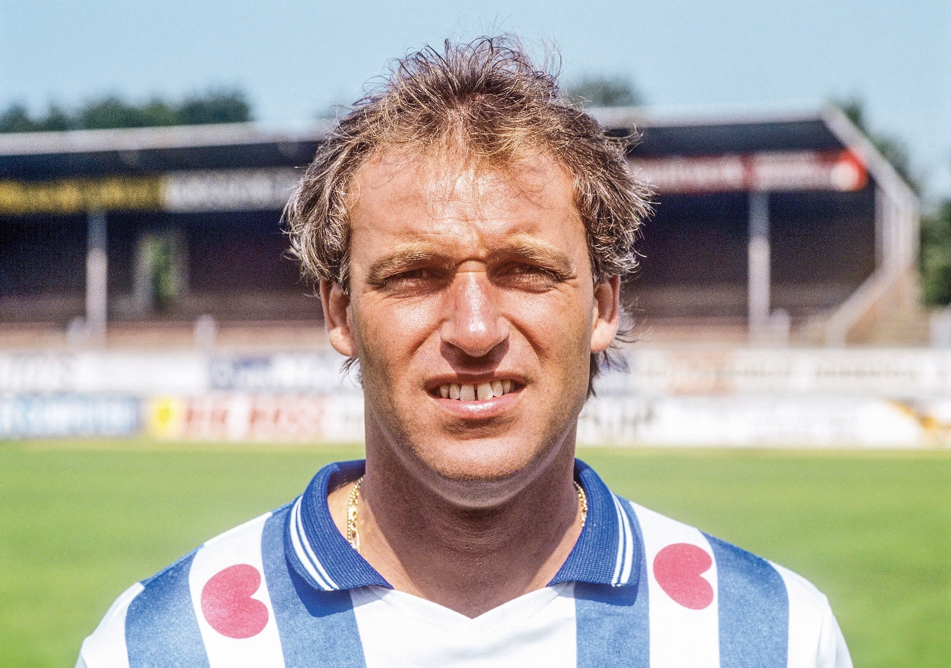 Zo zag René van der Gijp er vroeger uit
