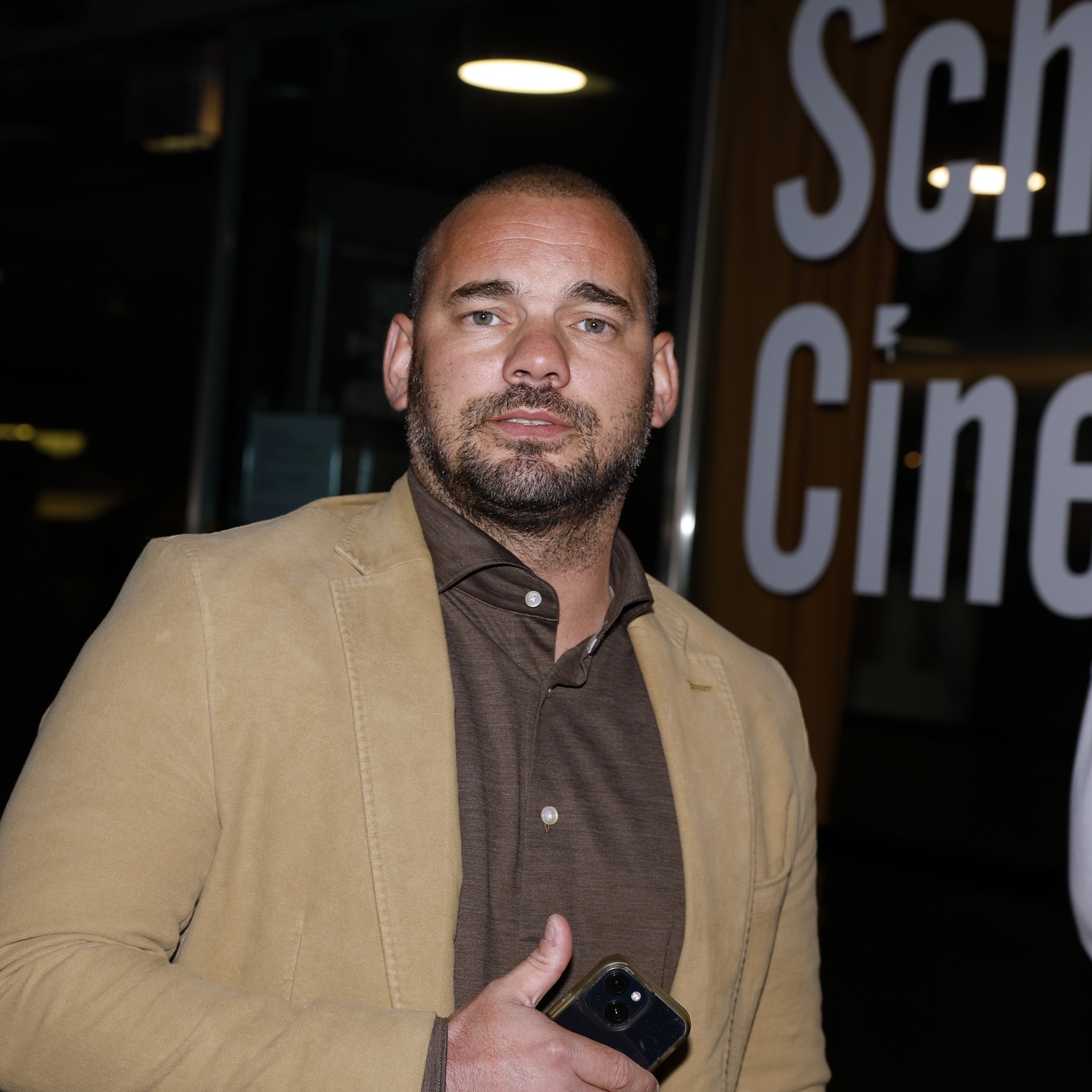 Debbie Harry verkracht onder dwang van een mes