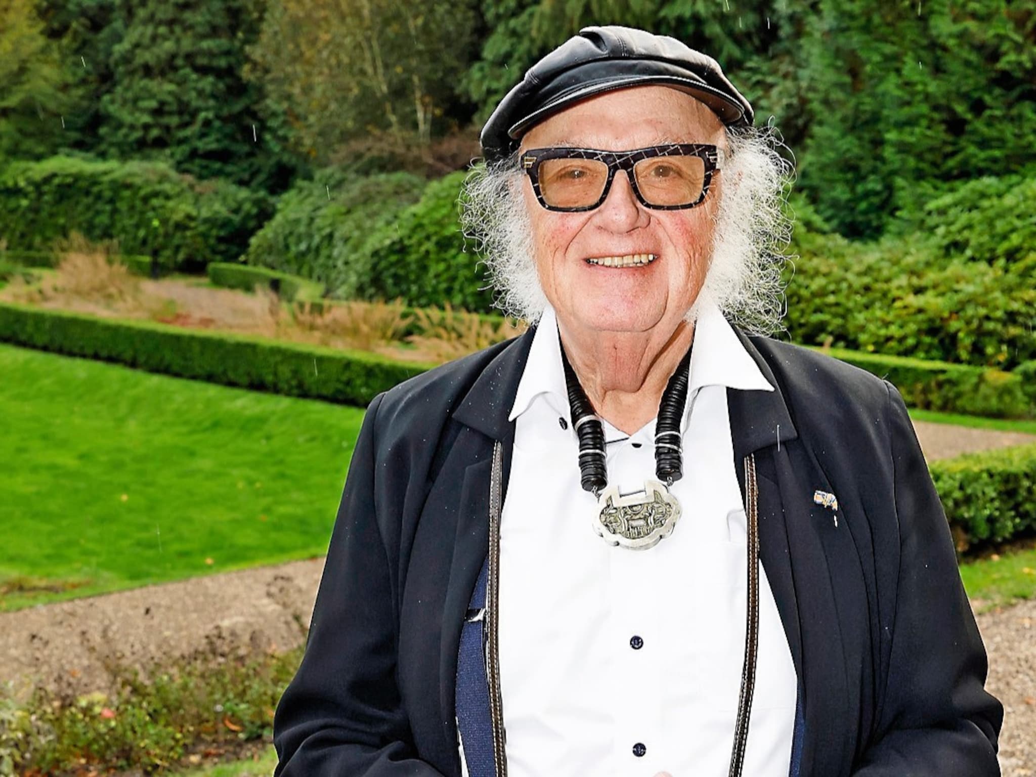 Onze gedachten zijn momenteel bij de Thijs van Leer (77) – Daily News