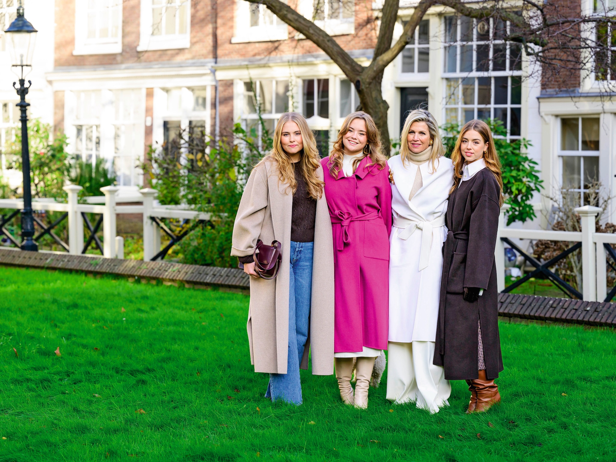 Zo ziet het samengestelde gezin van Jelka van Houten en Henry van Loon ...