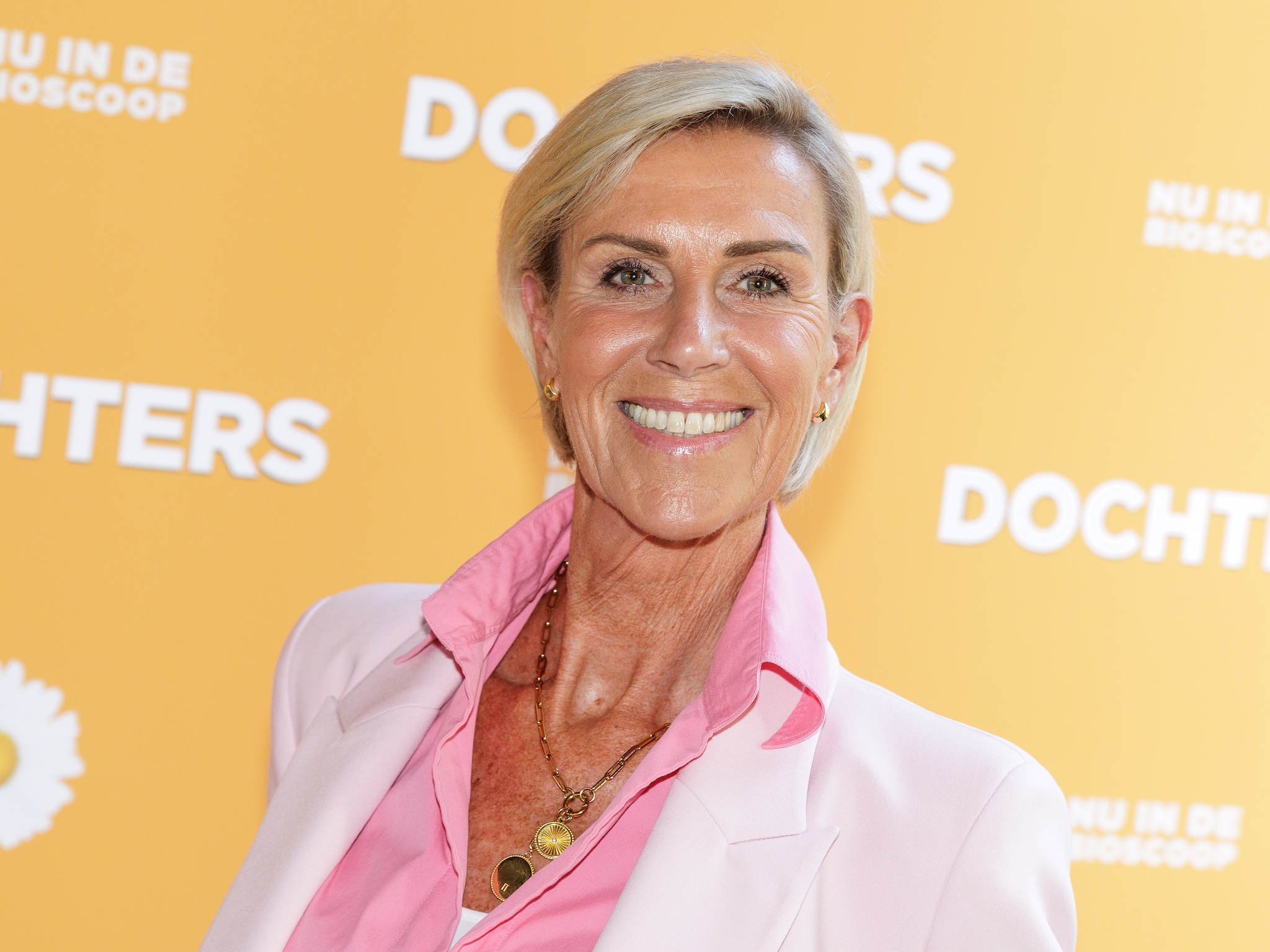 Corry Konings (72) dénkt niet aan stilzitten: ‘Ik wil gewoon alles uit ...