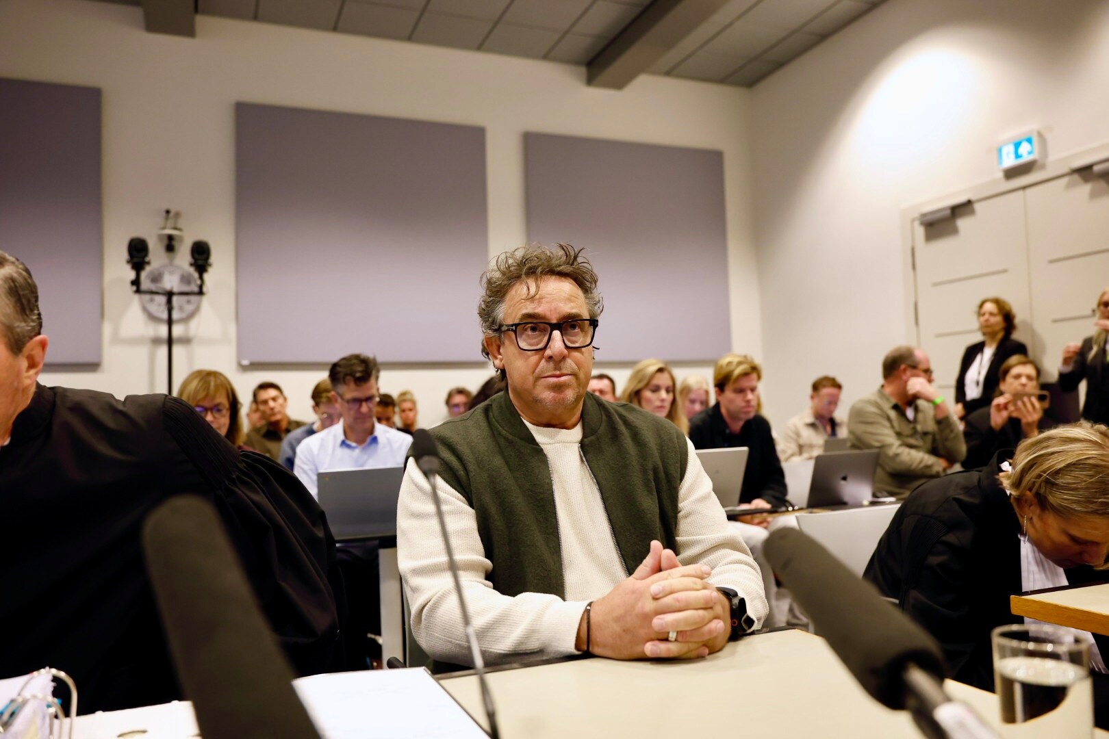 Marco Borsato houdt vol onschuldig te zijn bij aanvang van strafzaak