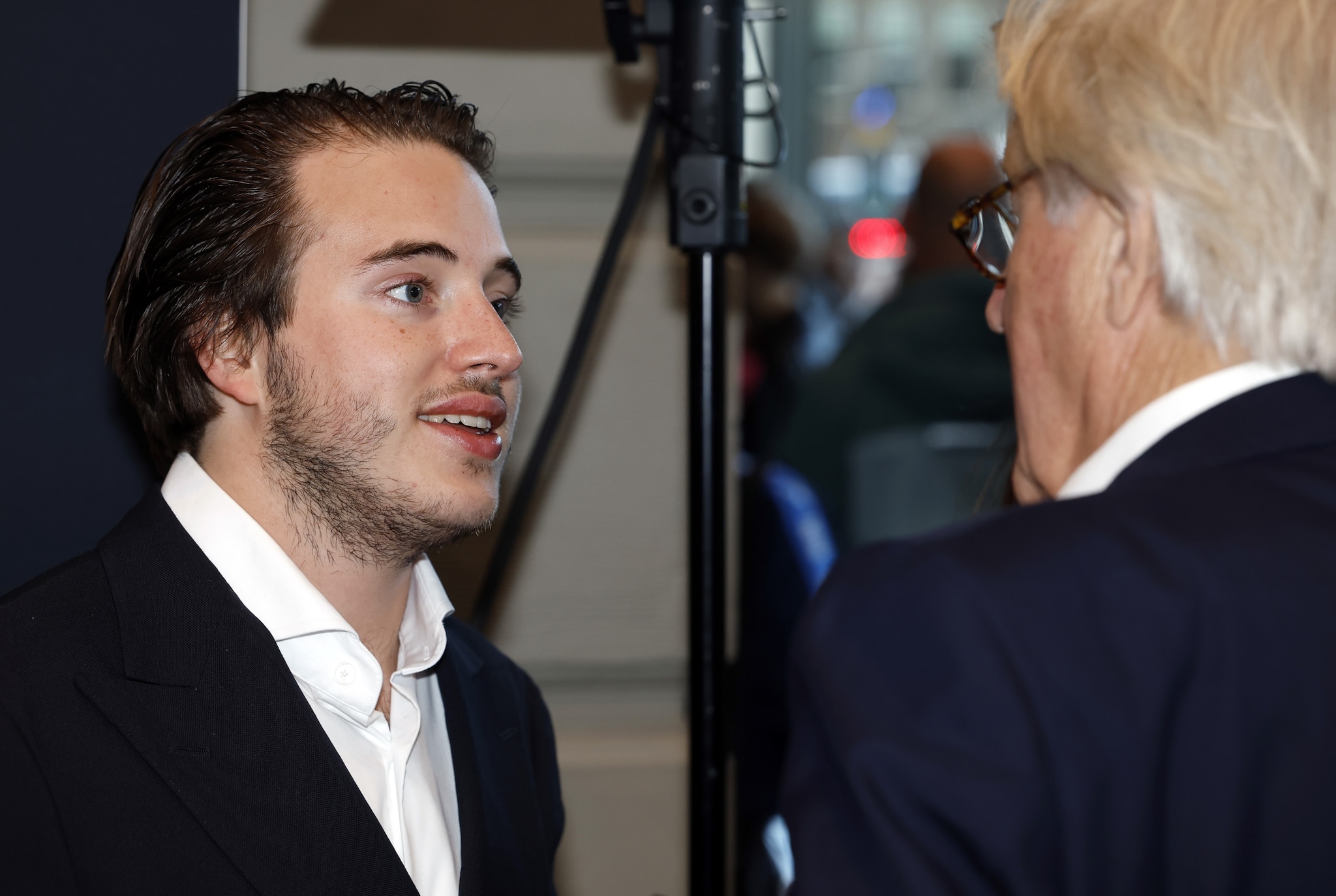 Bickel Krabbé verklapt: ‘Ik doe mee aan The Masked Singer’