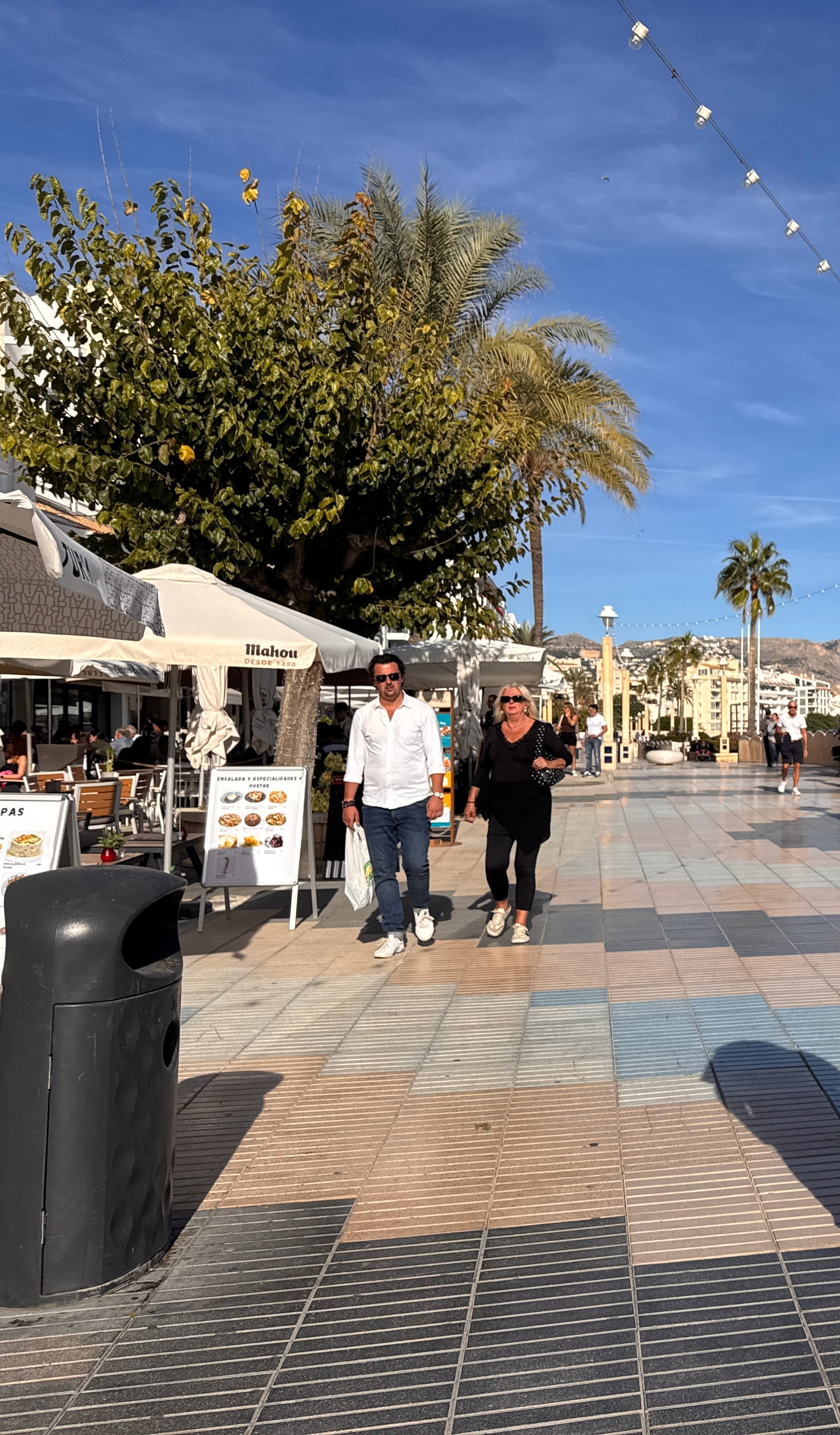 Binnenkijken bij Tammies, de beachclub van Monique en Mike