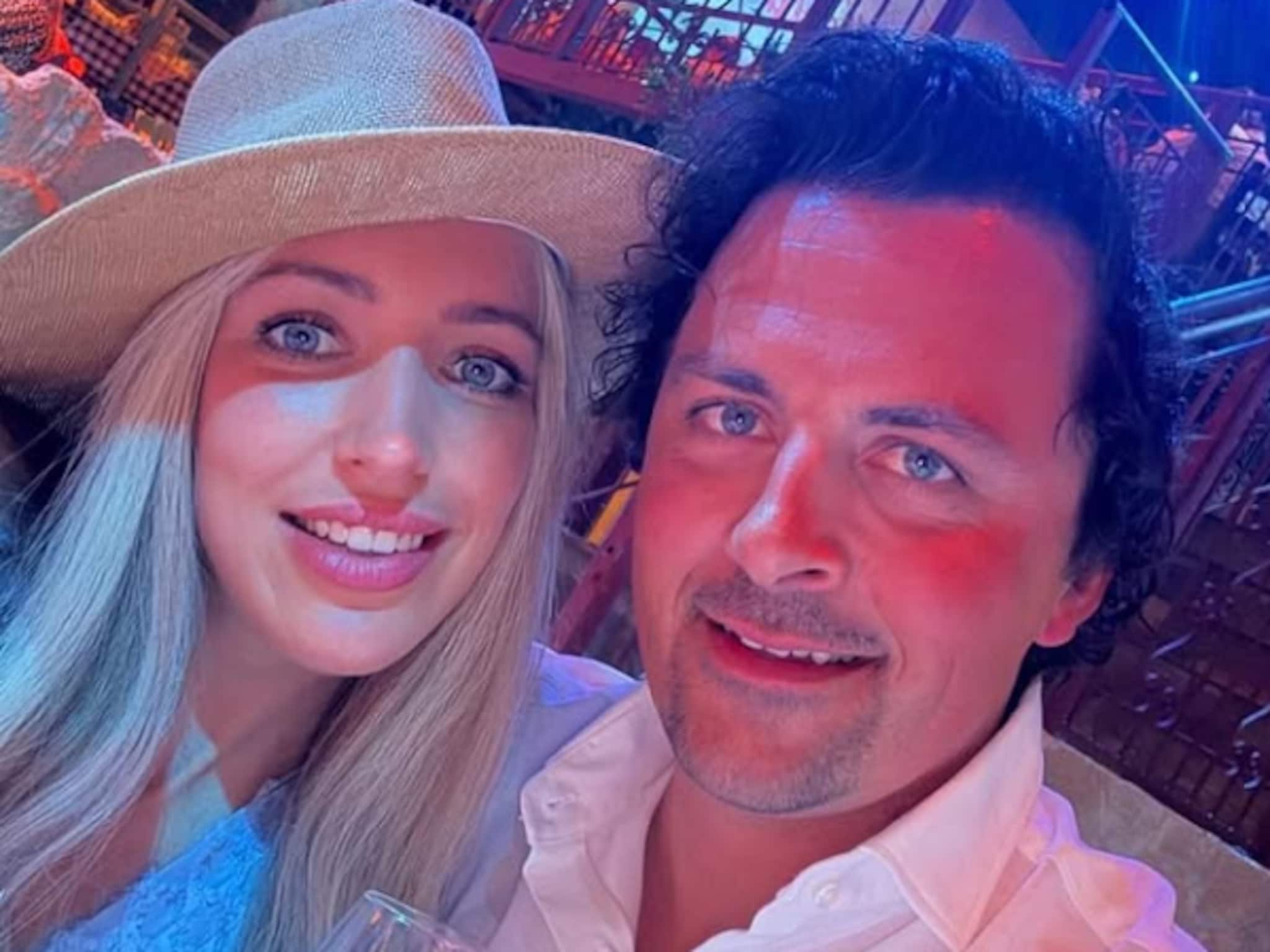 Martijn Krabbé verrast ex-vriendin Noi Pakon met emotionele brief