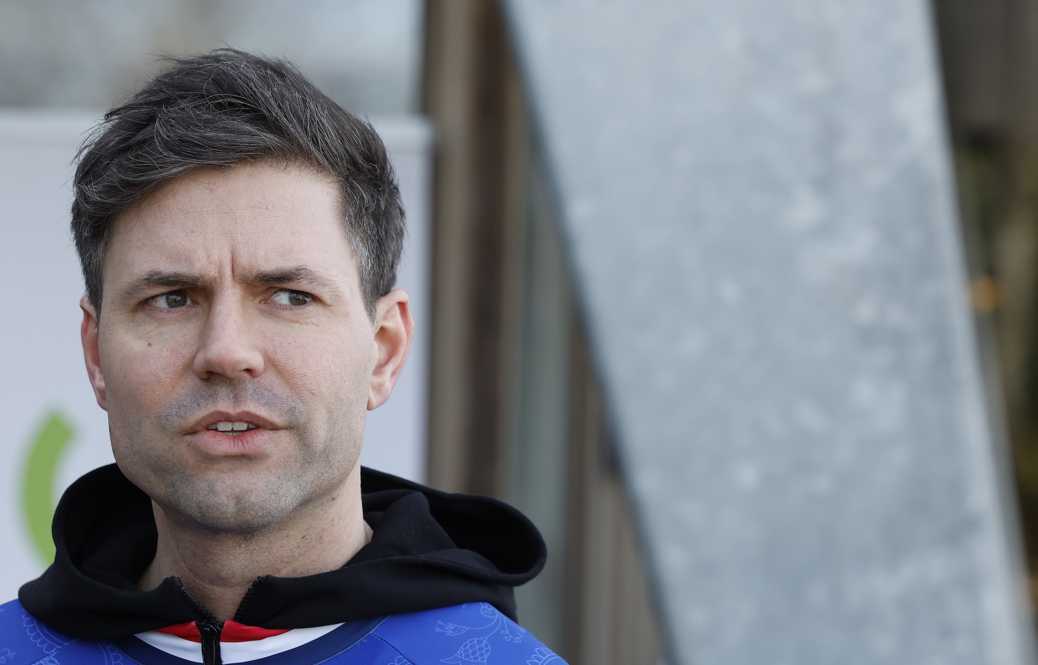 Simon Keizer moest twee ontzettend zware klappen tegelijk verwerken