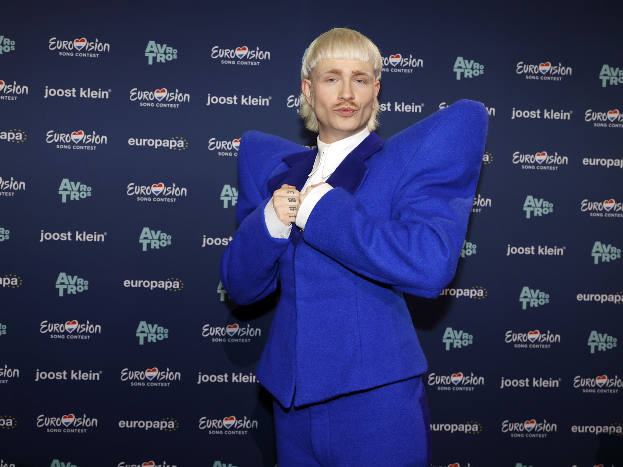 Oud-nieuwslezer Harmen Siezen (84) overleden